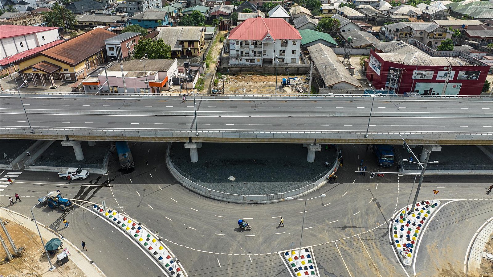 Politics or Economics of Flyover Bridge Construction in Nigeria? - Tekedia