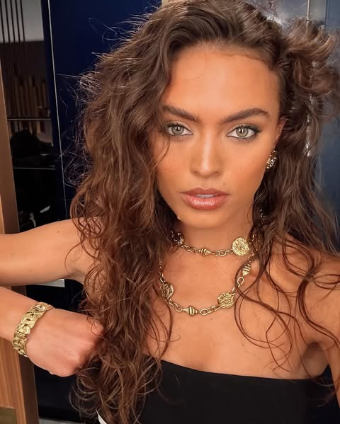 Brooks Nader criticizes her "worst" sister, Grace Ann Nader, following the Gleb Savchenko sex ...